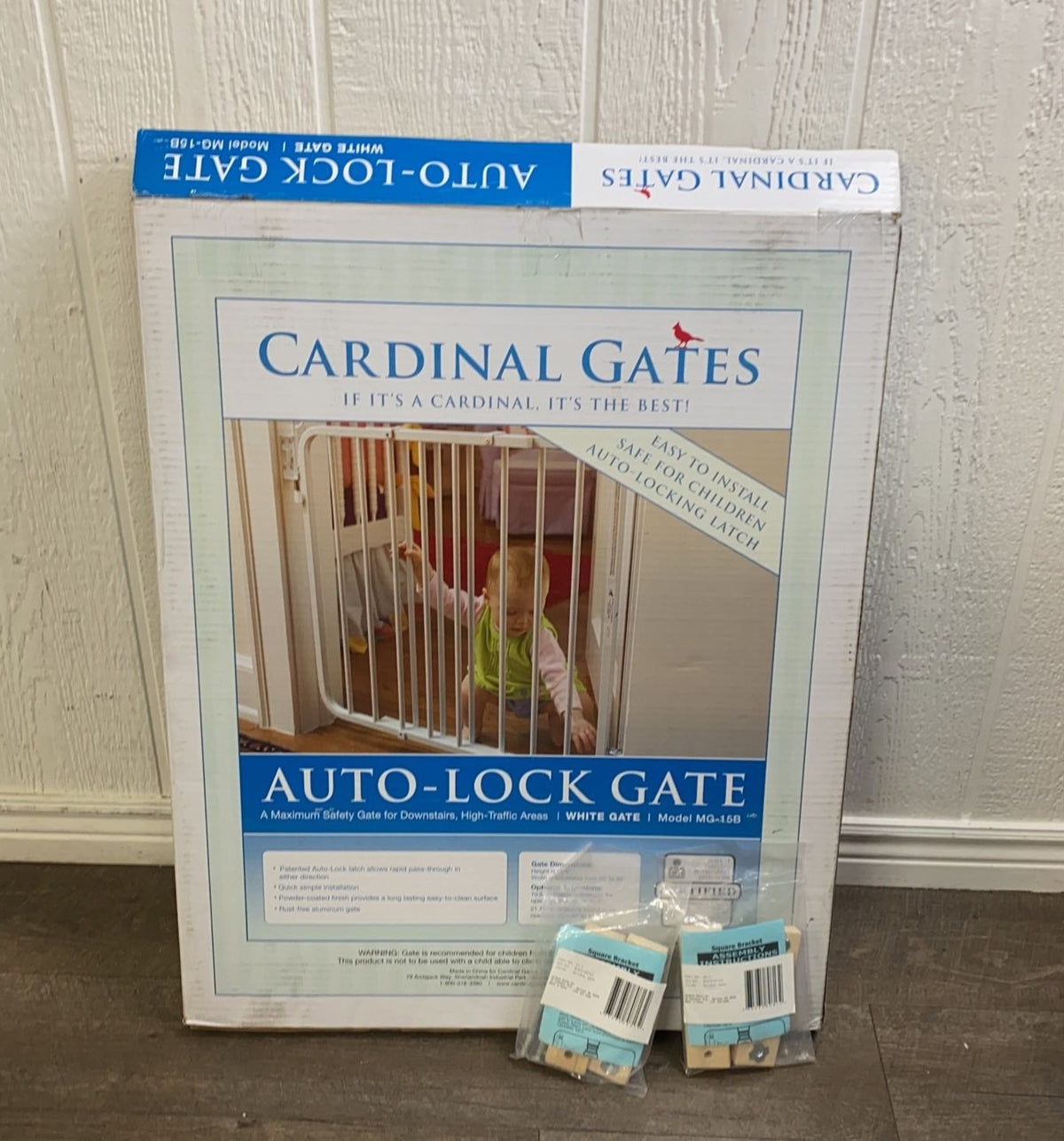 Cardinal Gates Auto-Lock Safety Gate — GoodBuy Gear