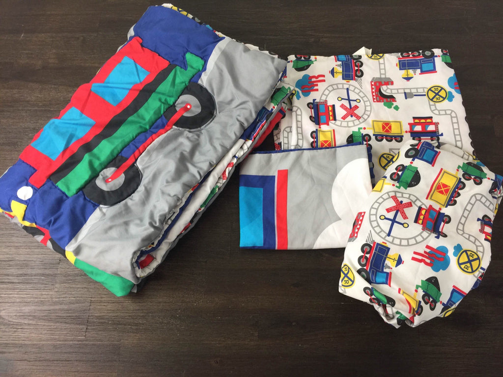 Everything Kids Train Sheet And Comforter Set