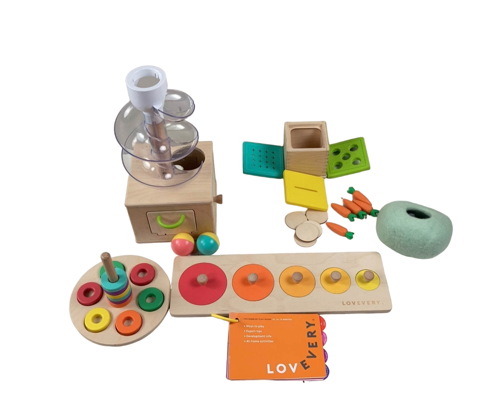 Lovevery The Babbler Play Kit