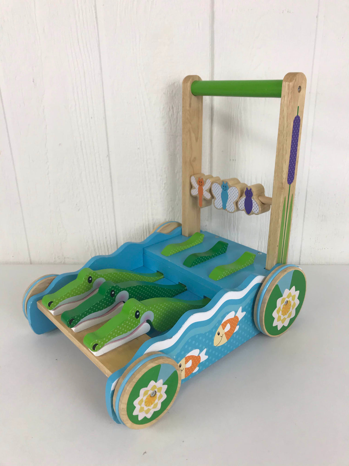 Melissa & Doug Deluxe Chomp and Clack Alligator Wooden Push Toy And Ac ...
