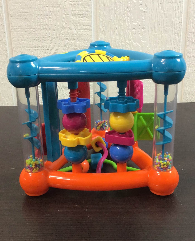 Infantino Activity Triangle