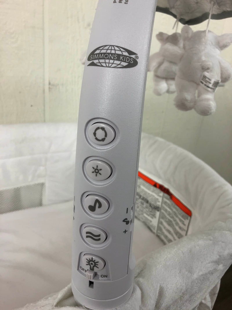 Simmons Kids Deluxe Gliding Bassinet