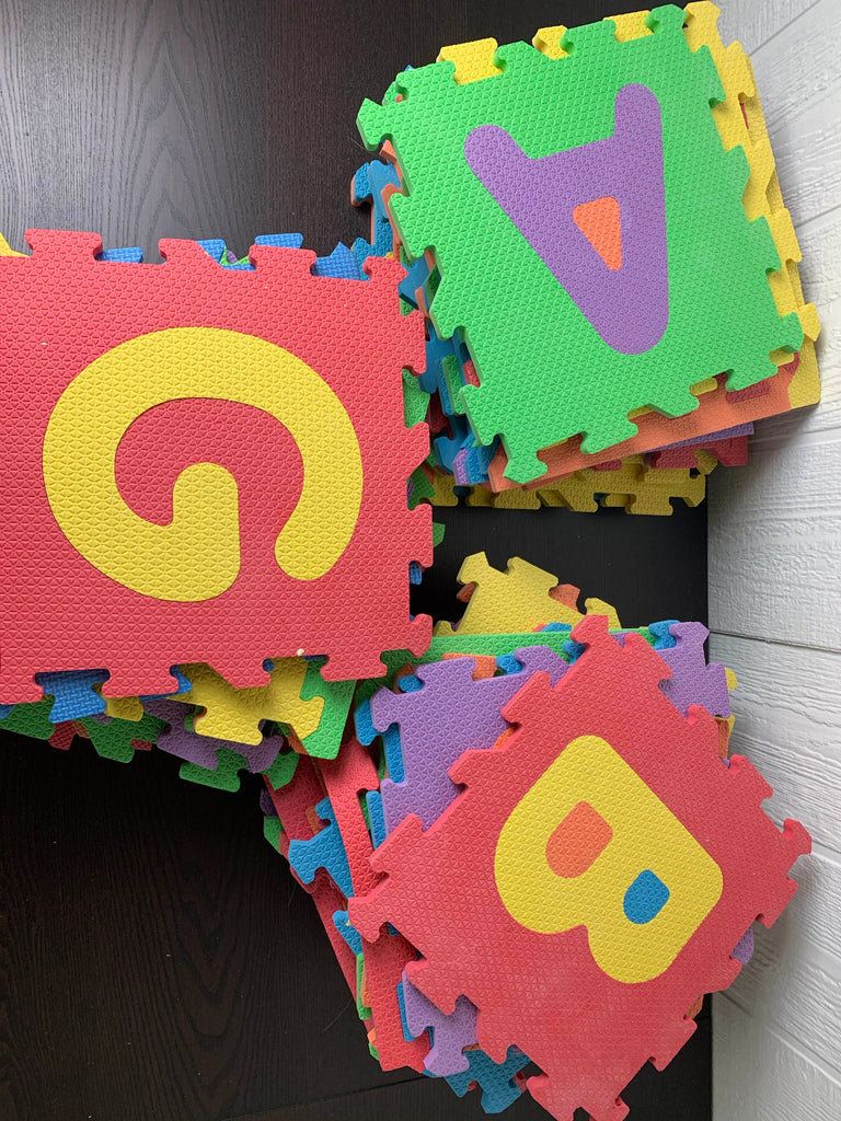 Spark Alphabet Foam Mat