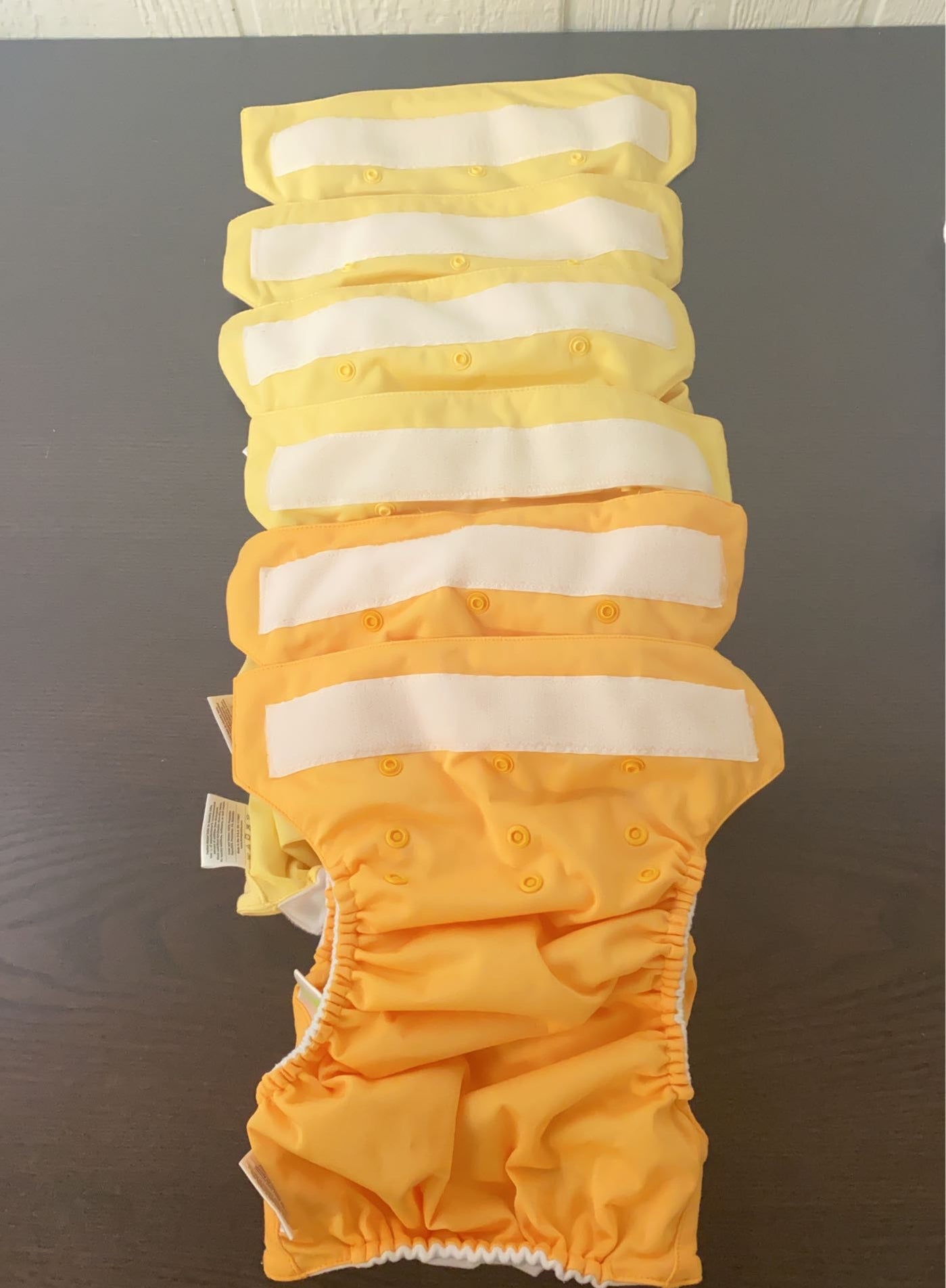 BUNDLE bumGenius Hook And Loop Diapers With Inserts, Set of 6 — GoodBuy ...