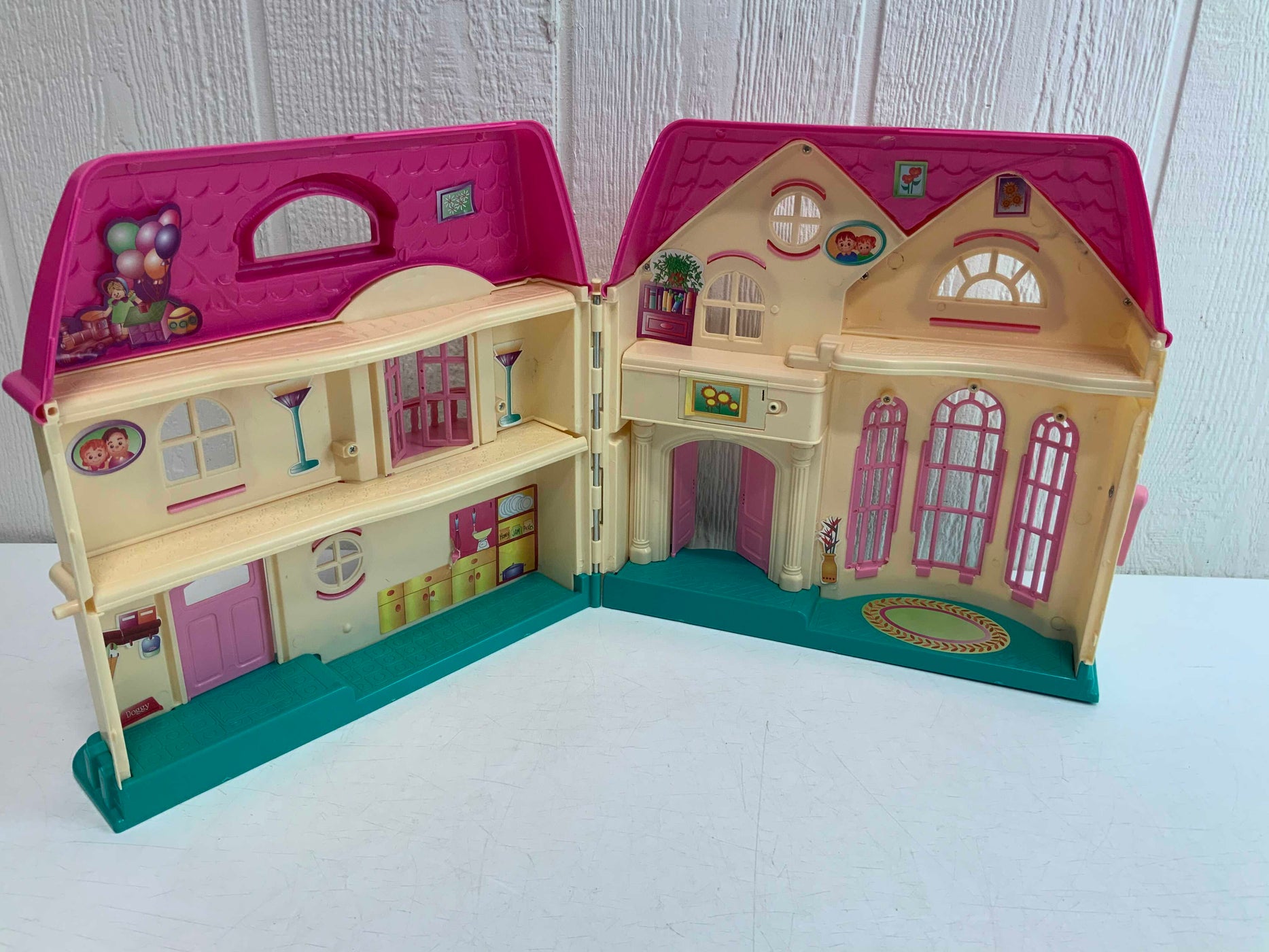 Velocity Toys My Sweet Happy Family Dollhouse Playset — GoodBuy Gear