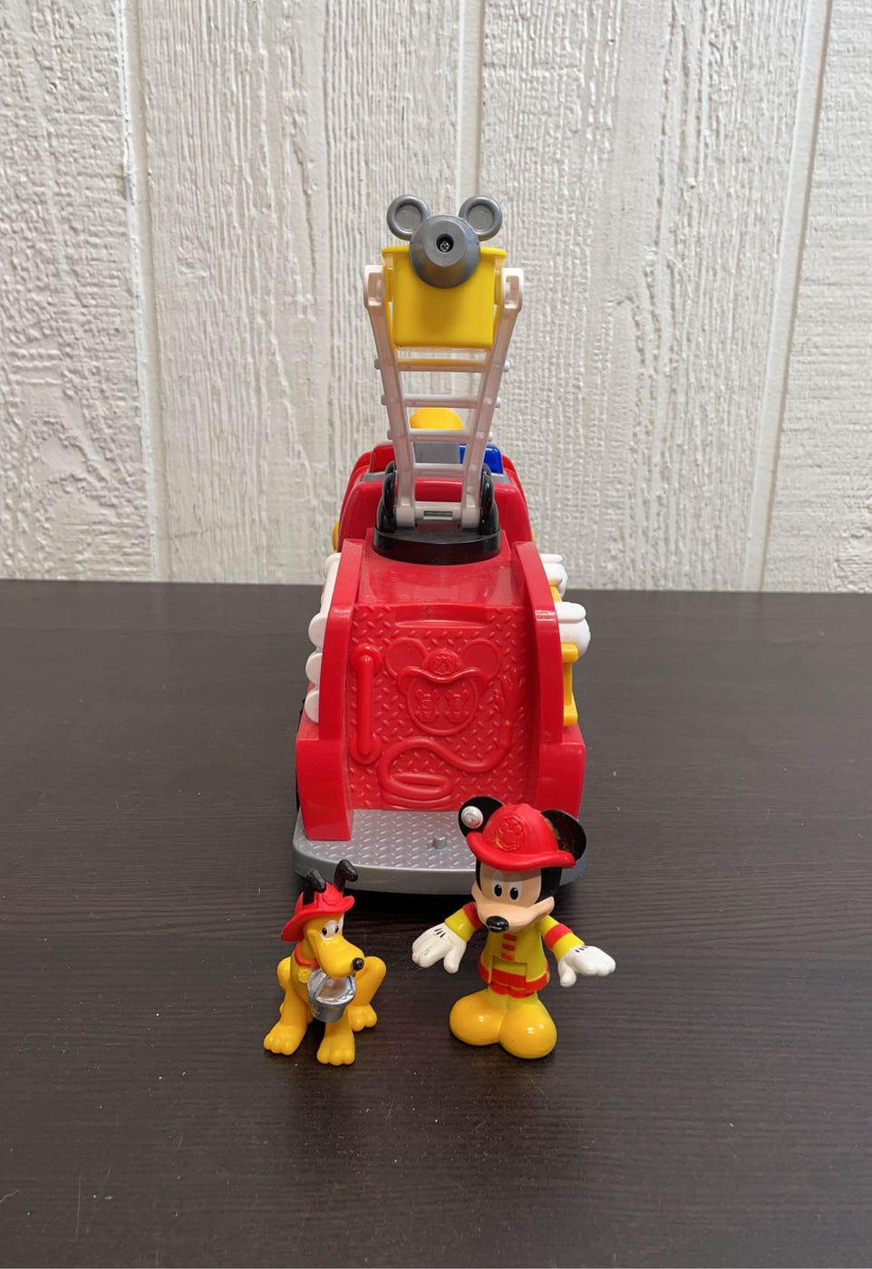 Disney Junior Mickey Mouse Fire Truck — GoodBuy Gear