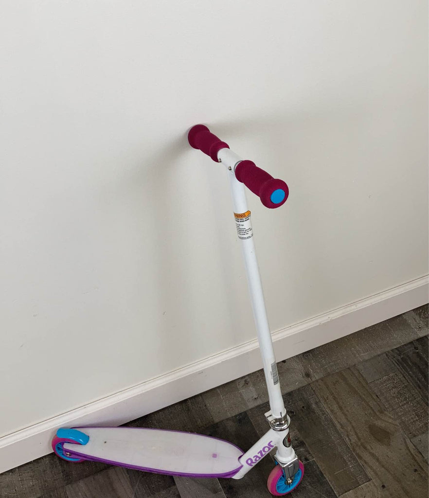 Razor Electric Party Pop Scooter