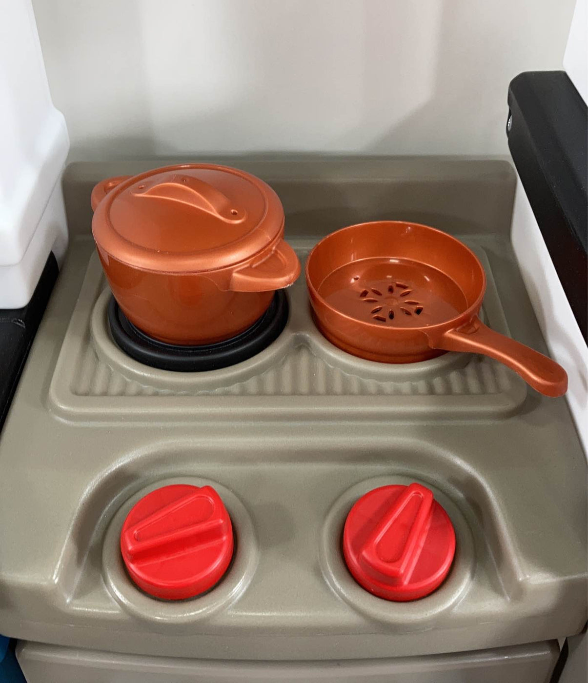 Step2 Modern Metro Kitchen — GoodBuy Gear