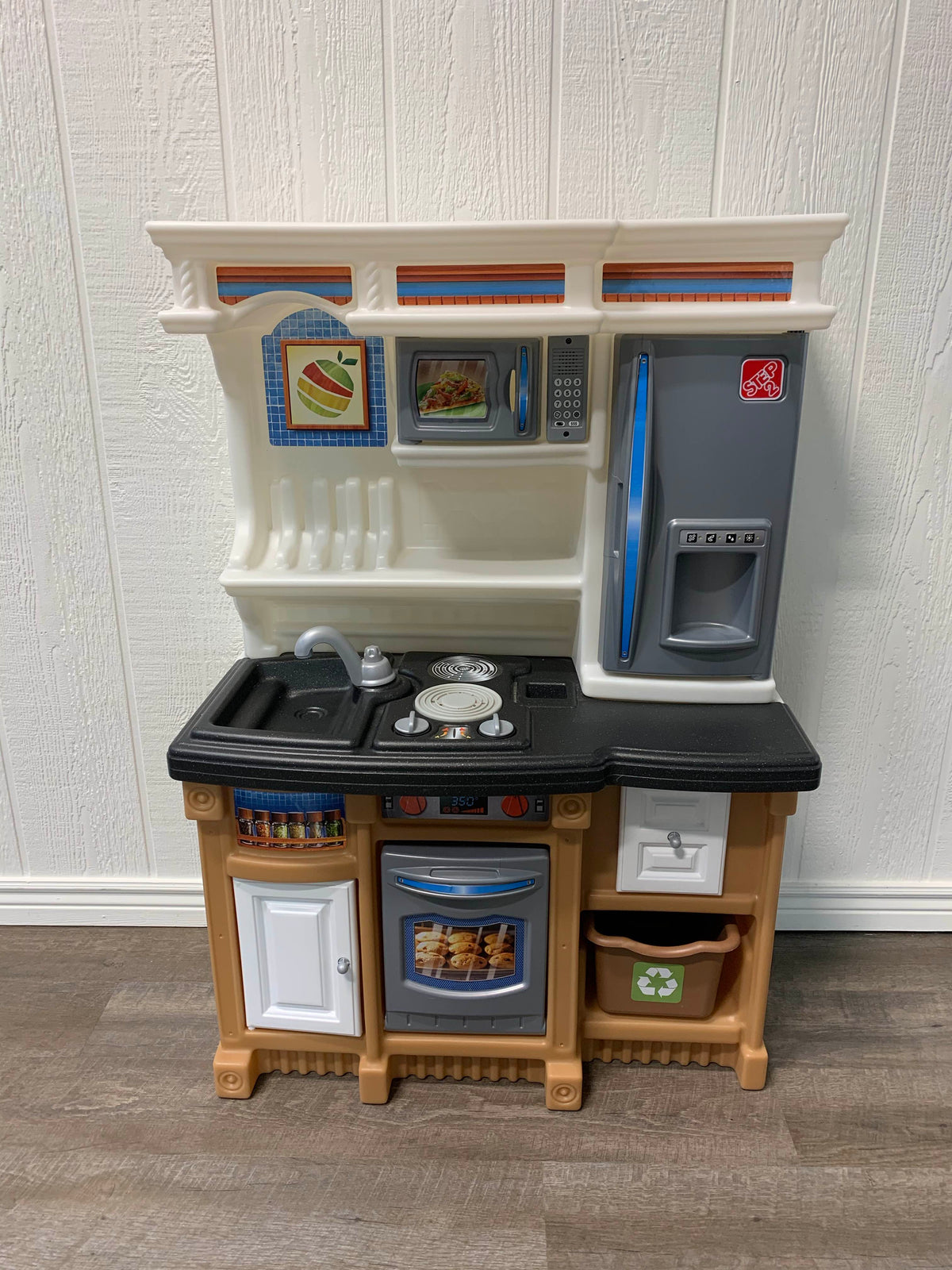 Step2 LifeStyle Kitchen Playset — GoodBuy Gear