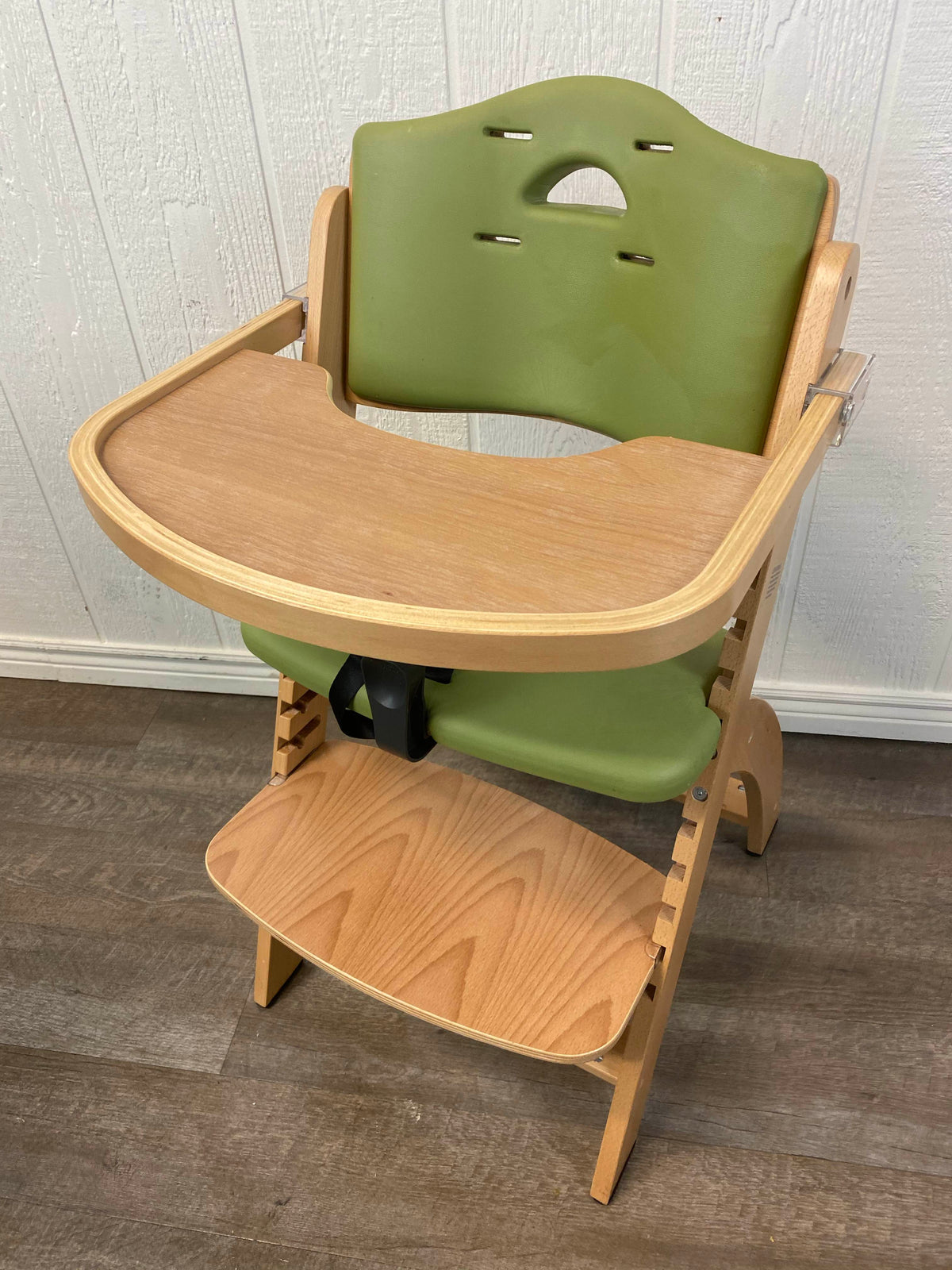 Abiie Beyond Junior Y Wooden High Chair, Natural/Green — GoodBuy Gear
