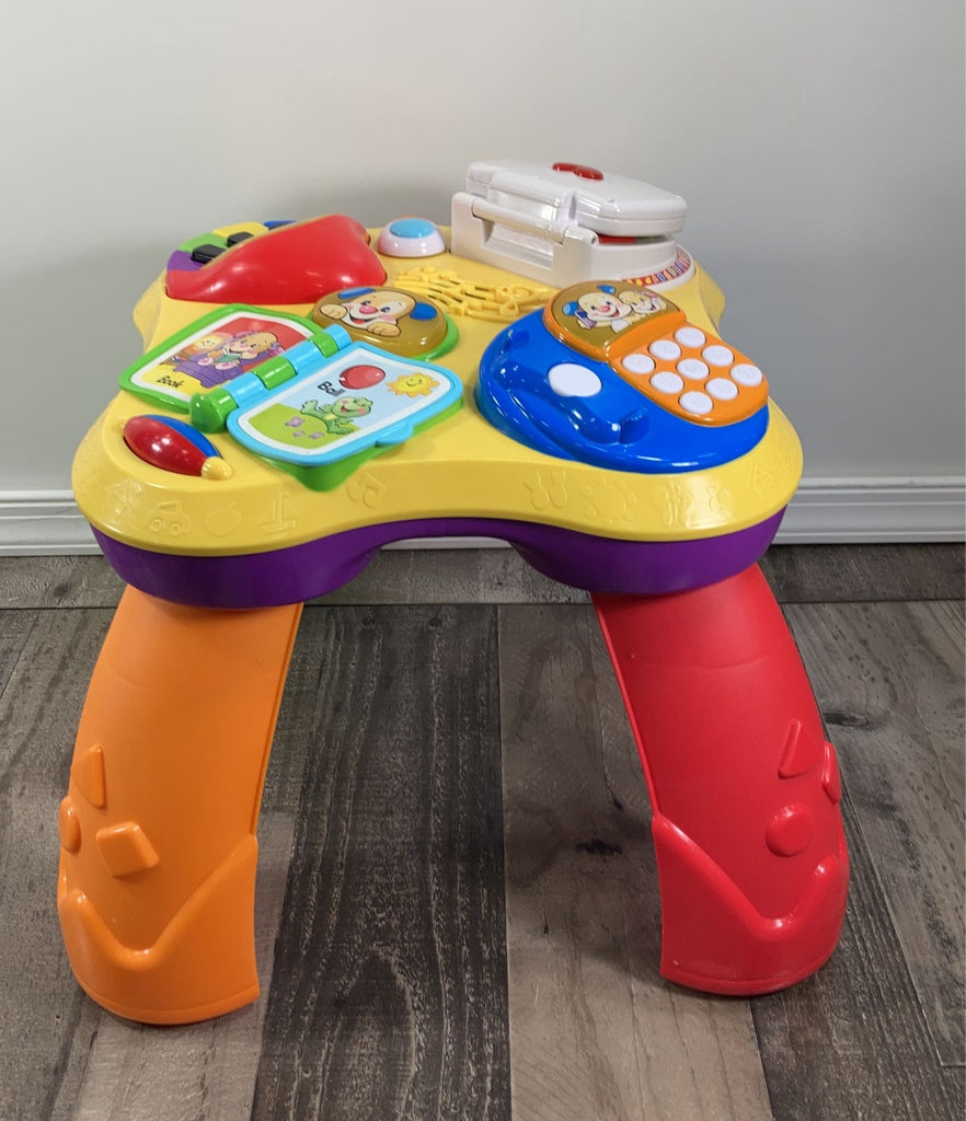 Fisher Price Laugh & Learn Puppy and Friends Learning Table