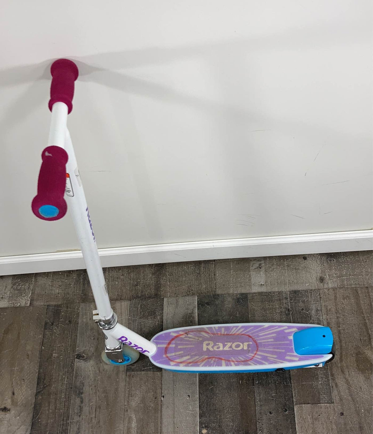 Razor Electric Party Pop Scooter — GoodBuy Gear