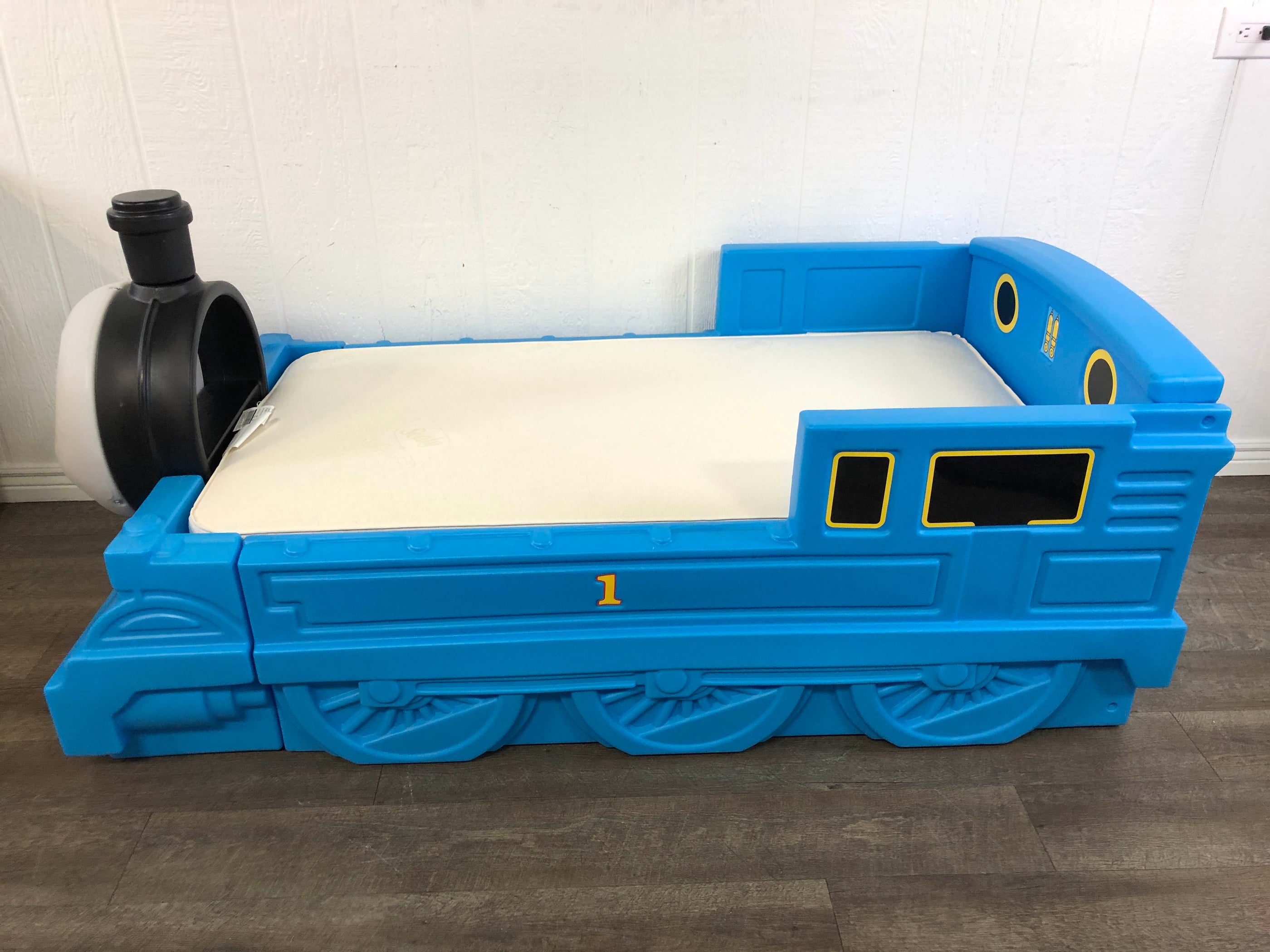 Step2 Thomas The Tank Engine Toddler Bed With Mattress — GoodBuy Gear