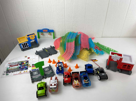 Ontel Magic Tracks RC Mega set — GoodBuy Gear