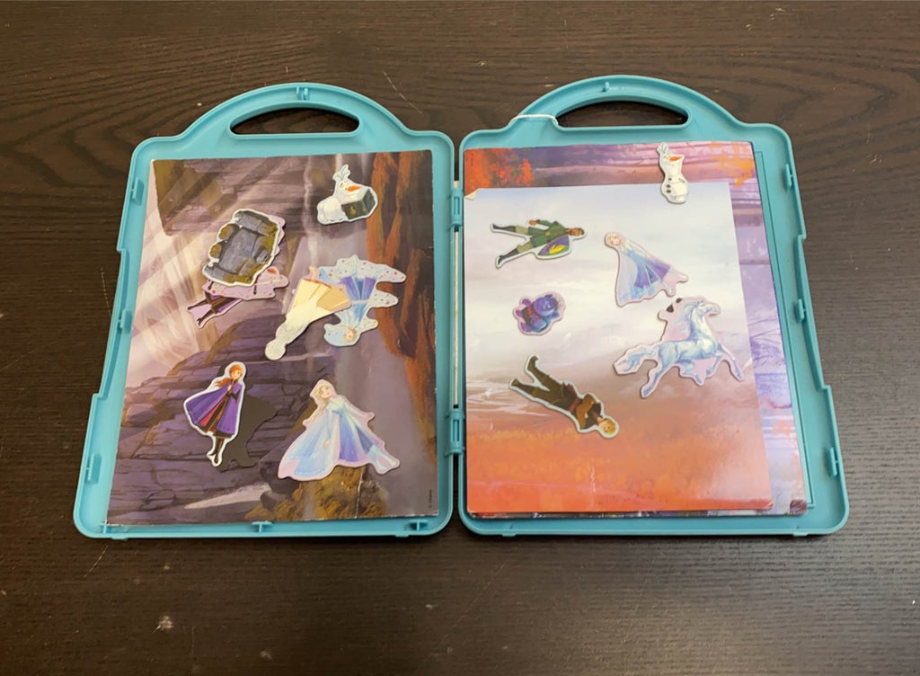 Disney Frozen 2 Book And Magnetic Play Set