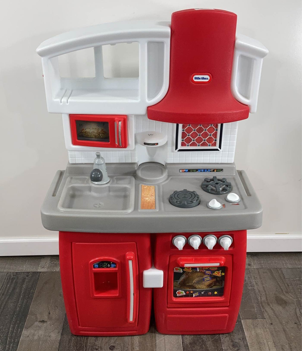 Little Tikes Bake ‘N Grow Kitchen, Red — GoodBuy Gear