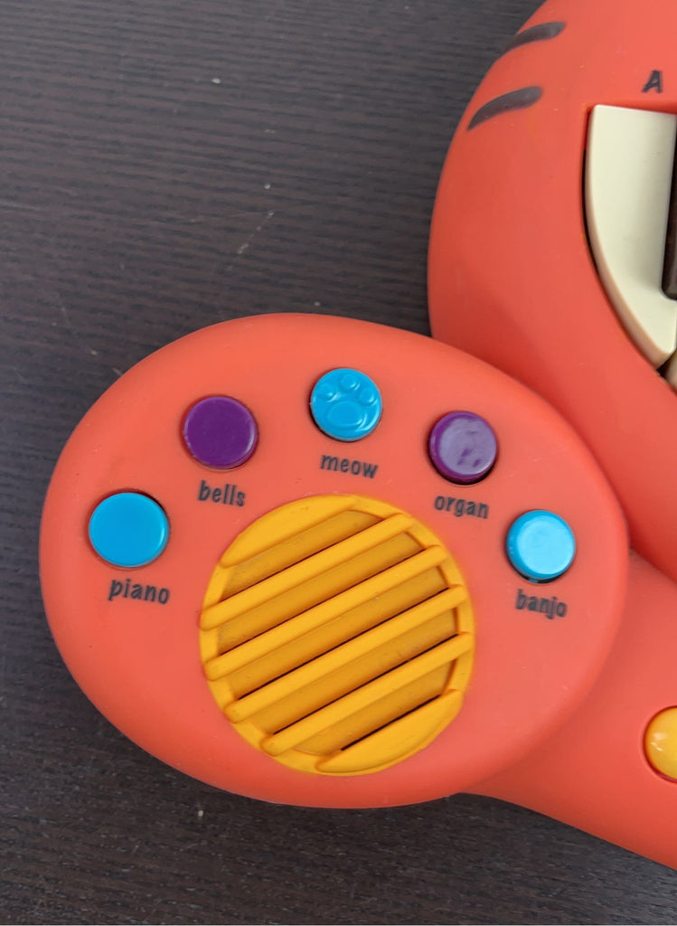 B. toys Meowsic Keyboard