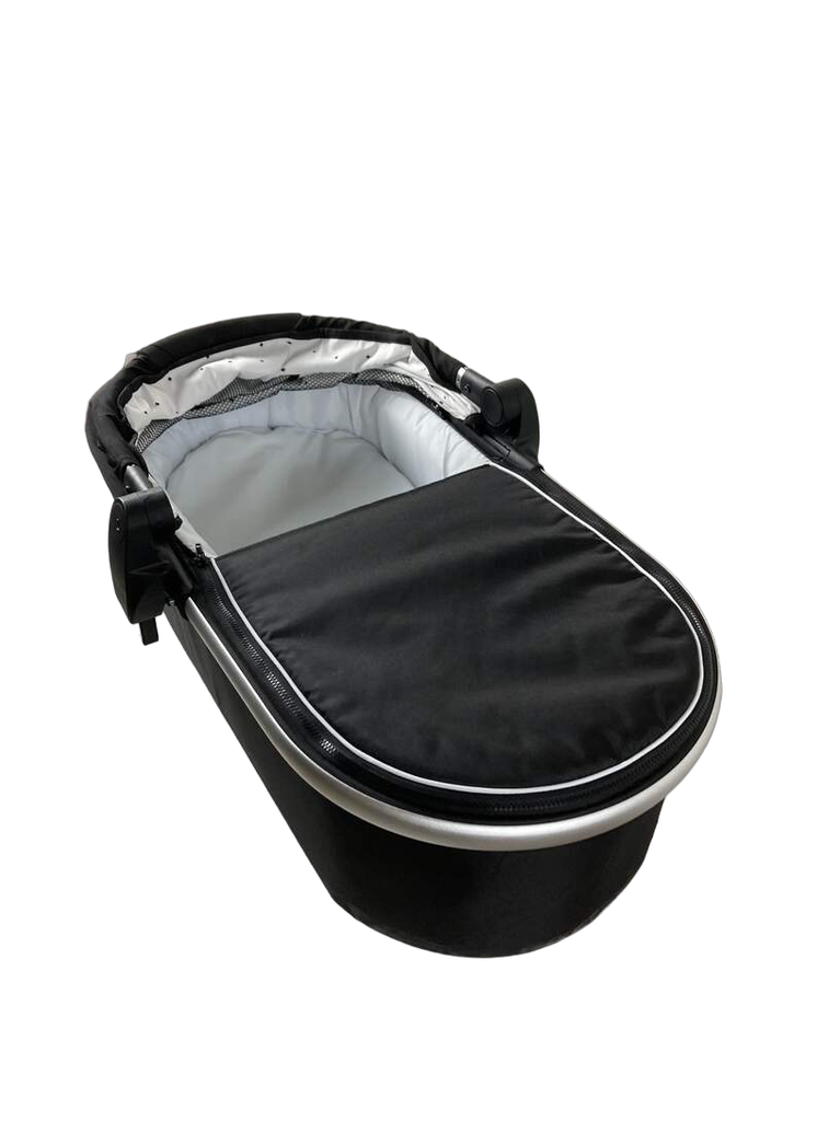 Mockingbird Bassinet, 2021, Black