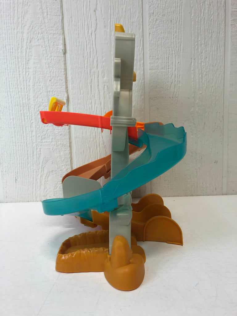 Hasbro Top Wing Mission Ready Track Playset