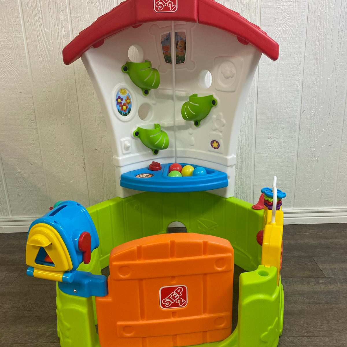 Step2 Toddler Corner House — GoodBuy Gear