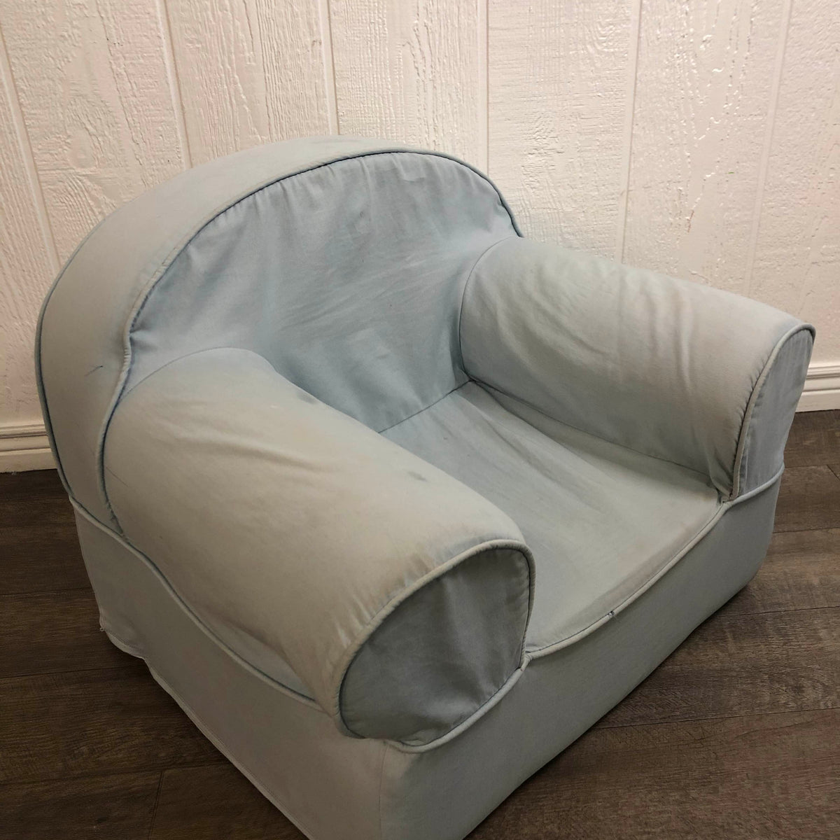 Land Of Nod The Nod Chair — GoodBuy Gear