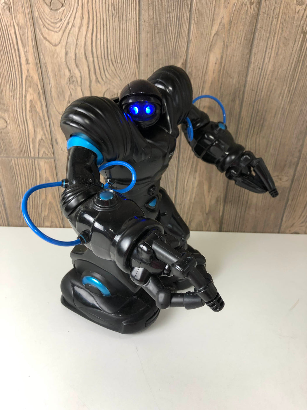 WowWee Robosapien X — GoodBuy Gear