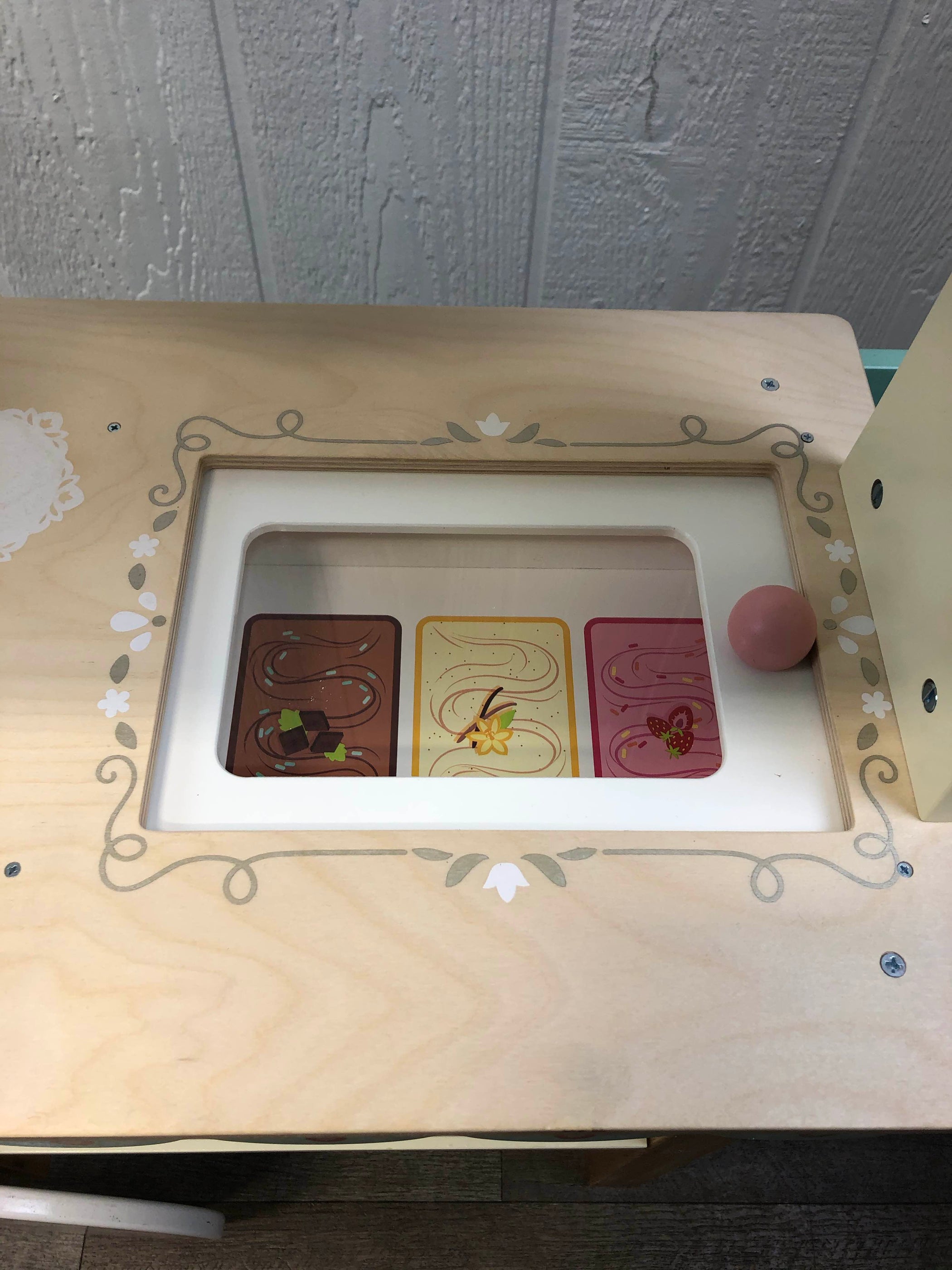 Le Toy Van Ice Cream Trolley Toy Set — GoodBuy Gear