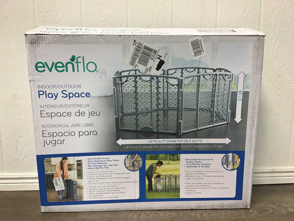 Evenflo Indoor/Outdoor Play Space