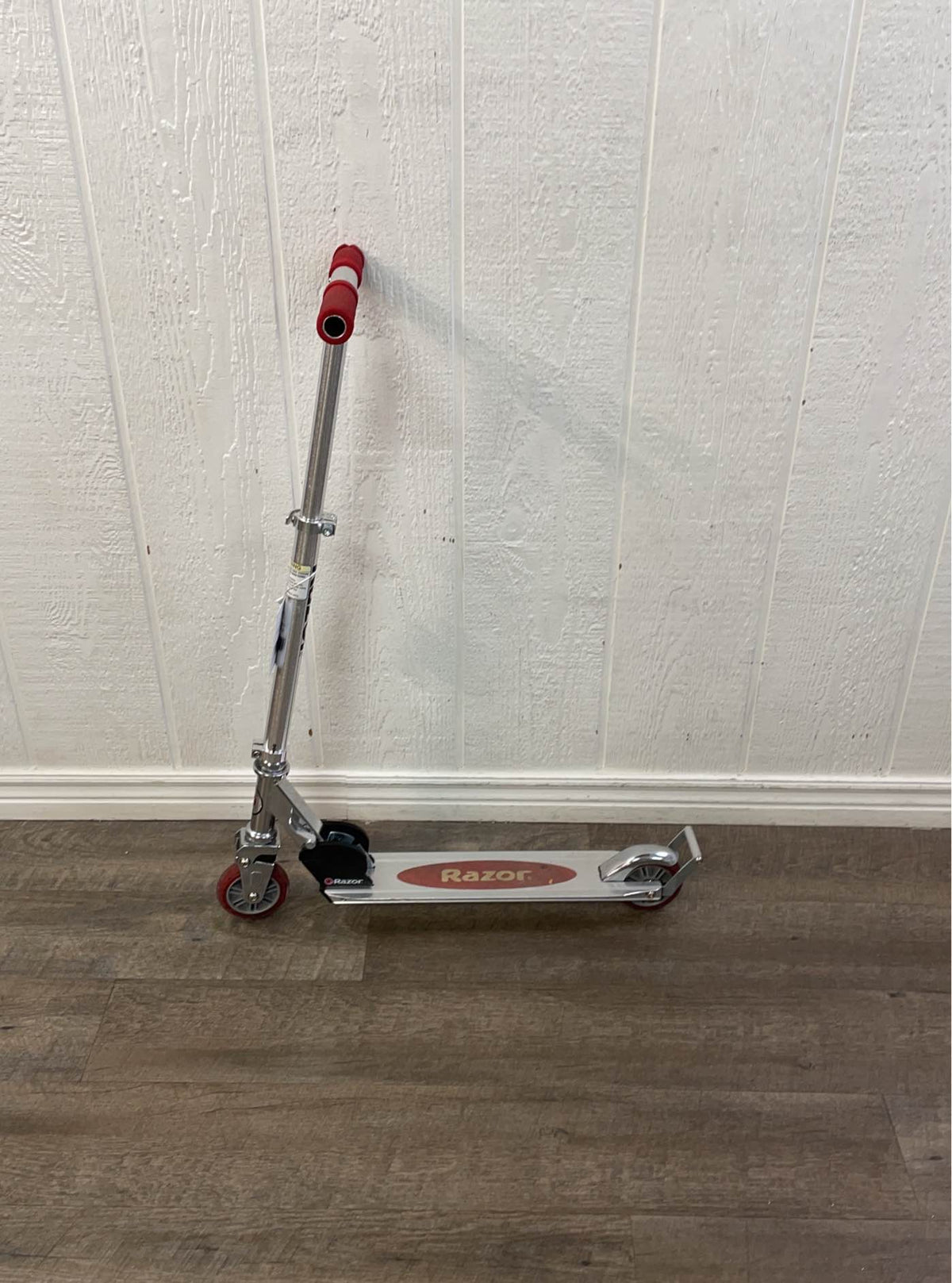 Razor A2 Kick Scooter, Red — GoodBuy Gear