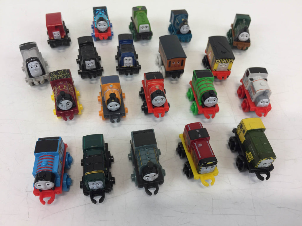 BUNDLE Thomas Mini Set, 20 Trains