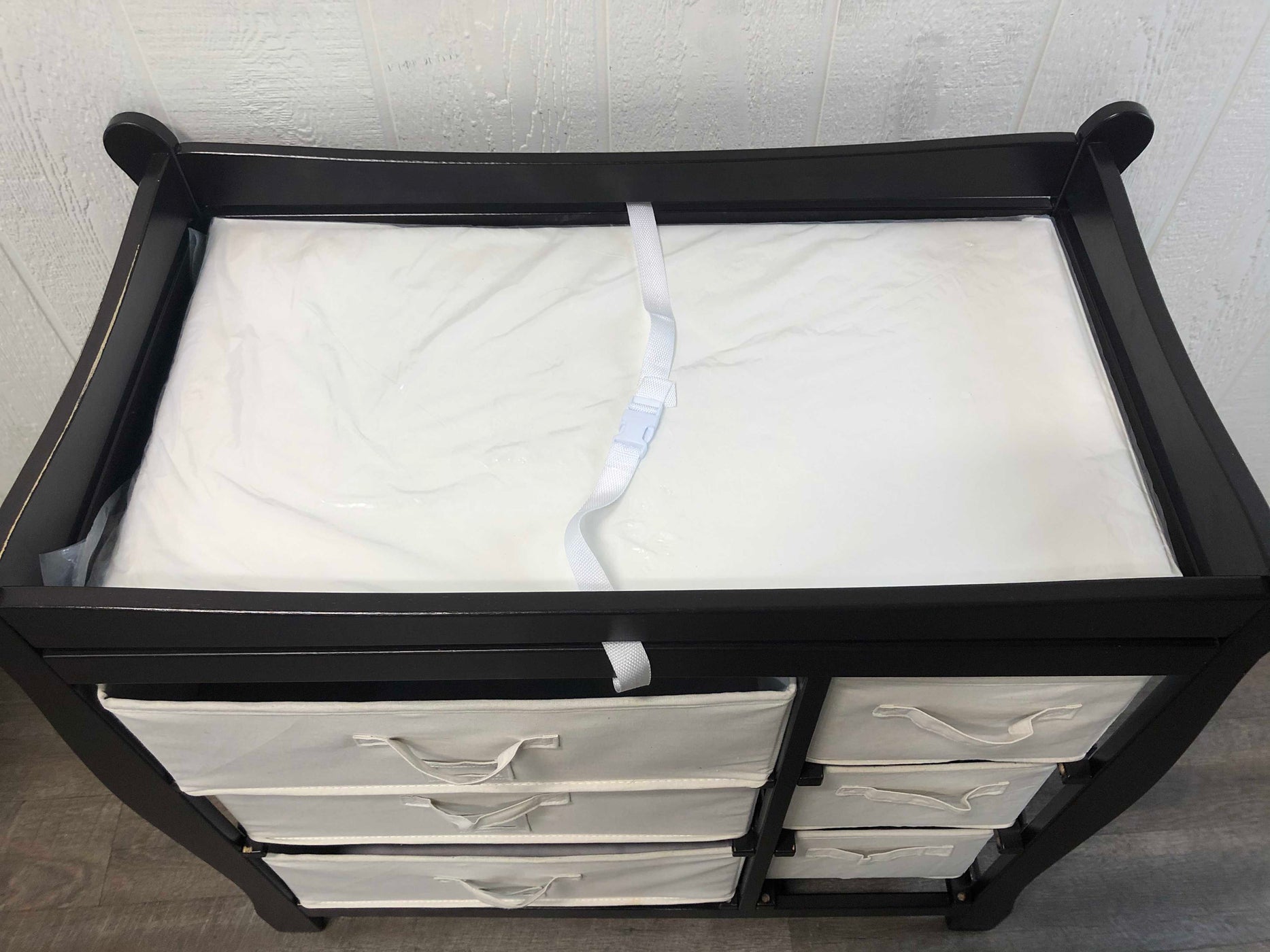 Badger Basket Sleigh Style Changing Table with Baskets — GoodBuy Gear