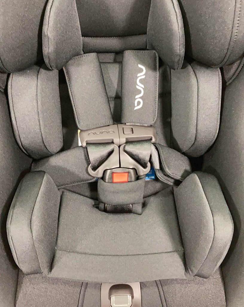 Nuna RAVA Convertible Car Seat, Caviar, 2022