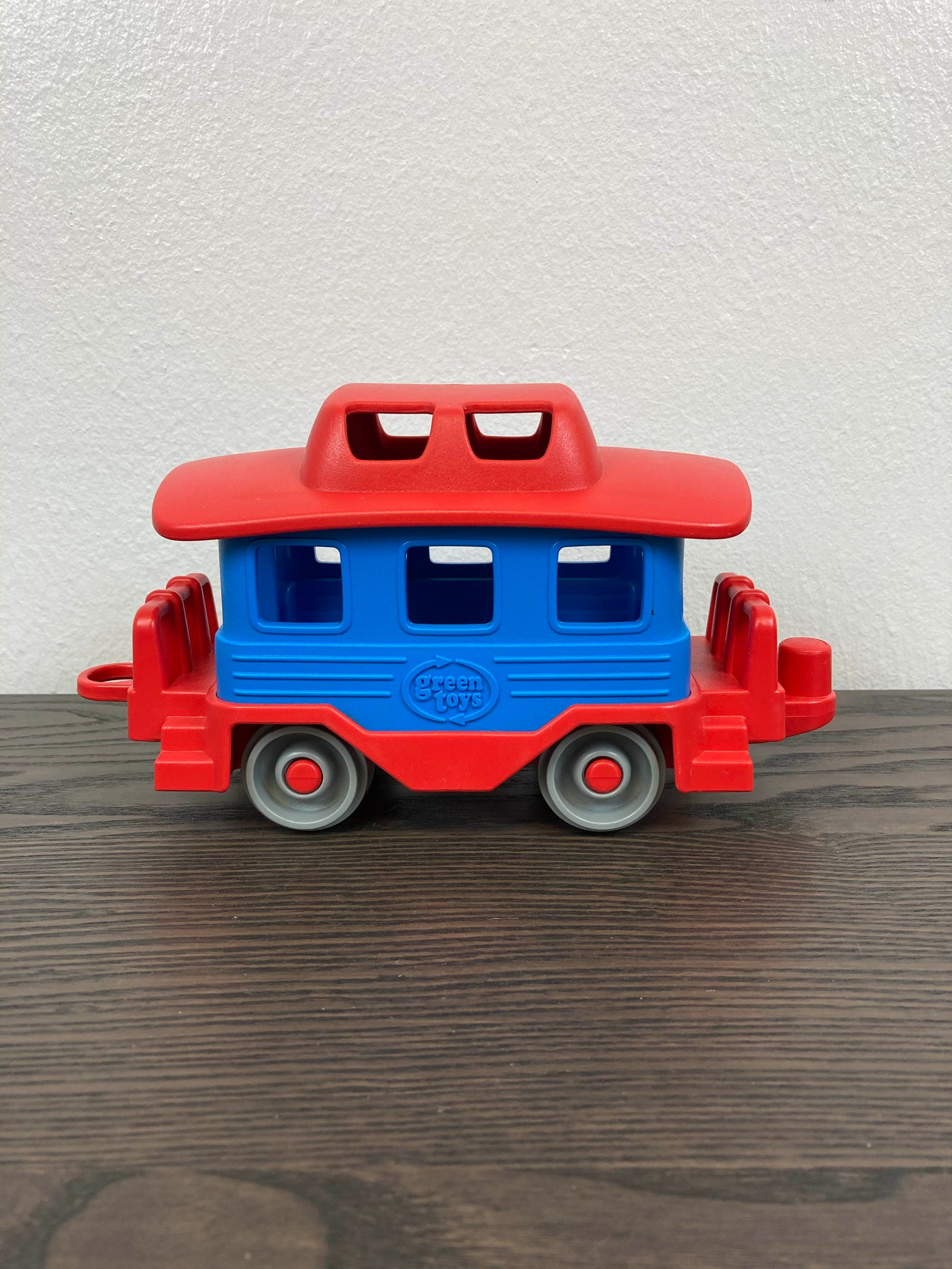Green Toys Train, Blue/Red — GoodBuy Gear