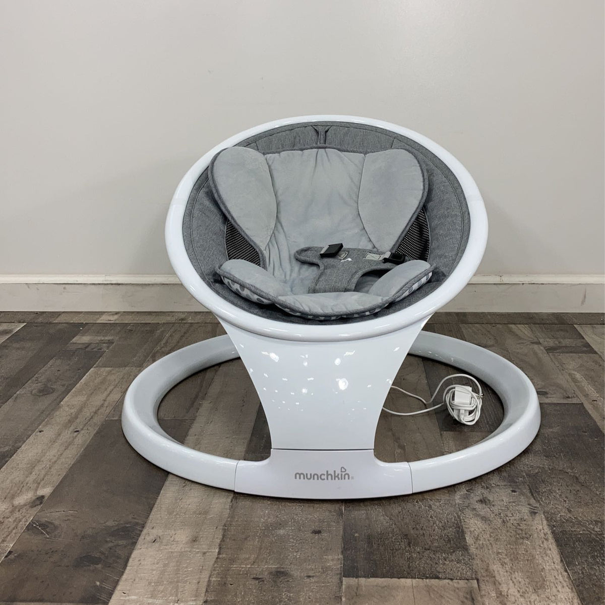 Munchkin Bluetooth Enabled Baby Swing — GoodBuy Gear