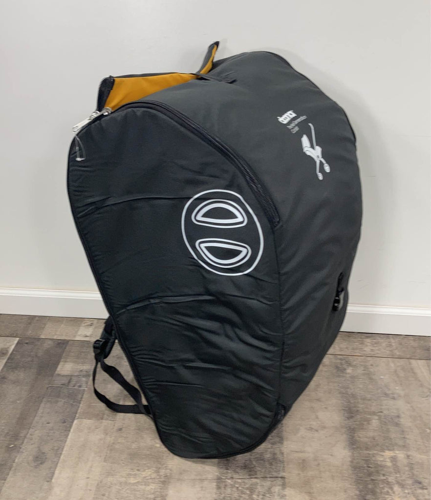 Doona Padded Travel Bag