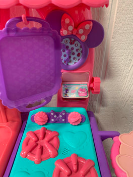 Disney Minnie Mouse Flipping Fun Kitchen — GoodBuy Gear
