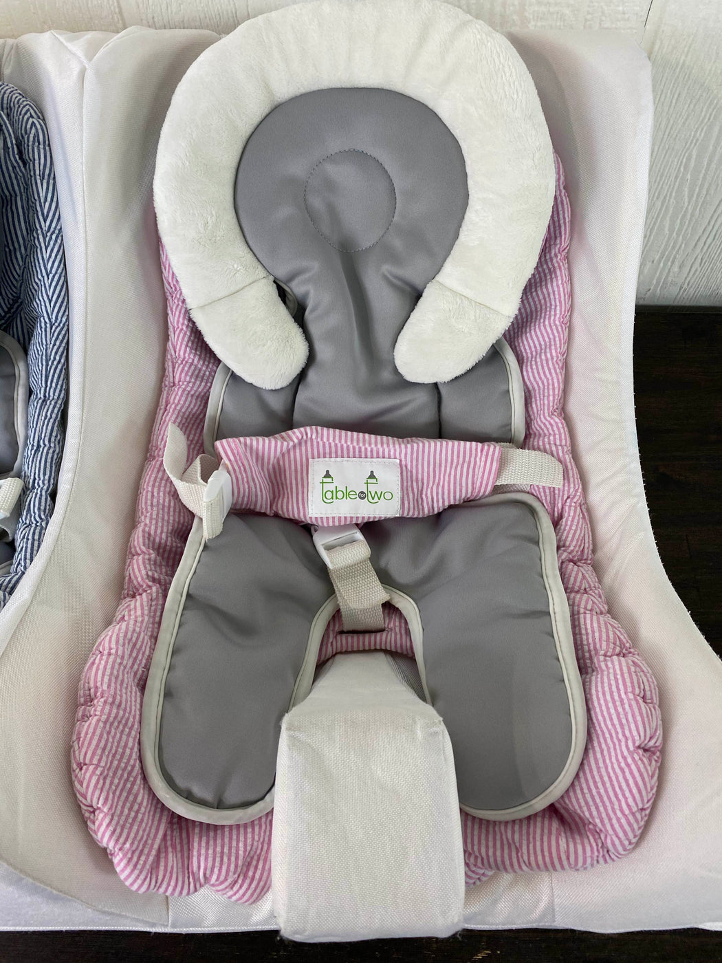 Table For Two Twin Feeding System — GoodBuy Gear