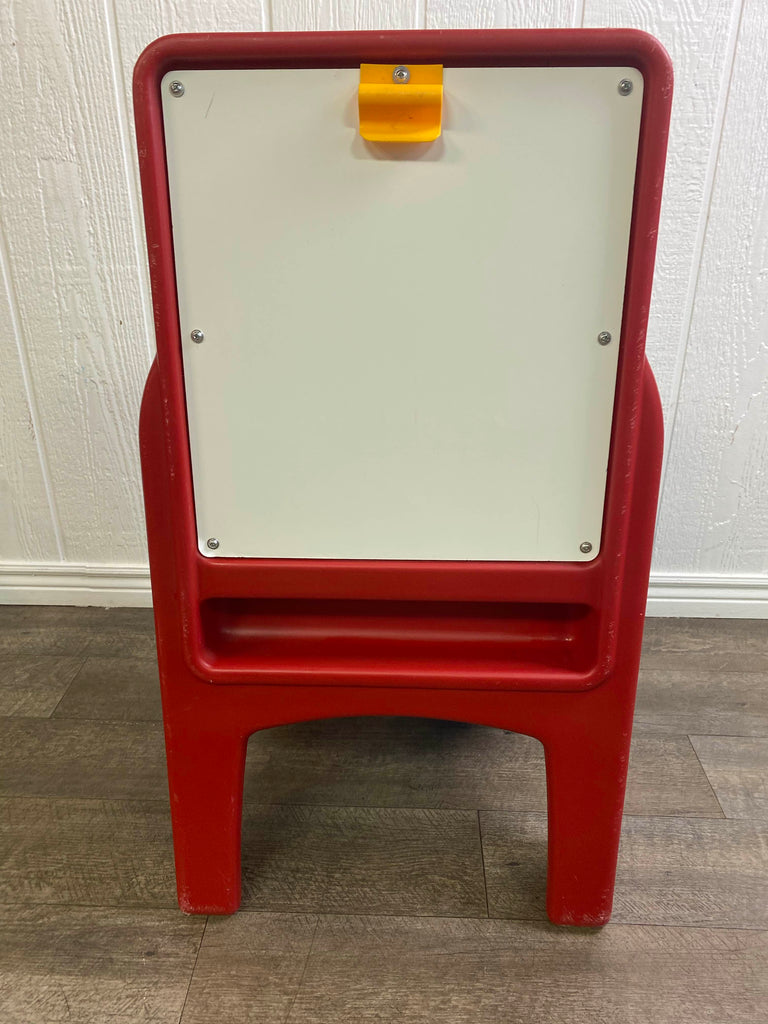 Step2 Art Easel Desk