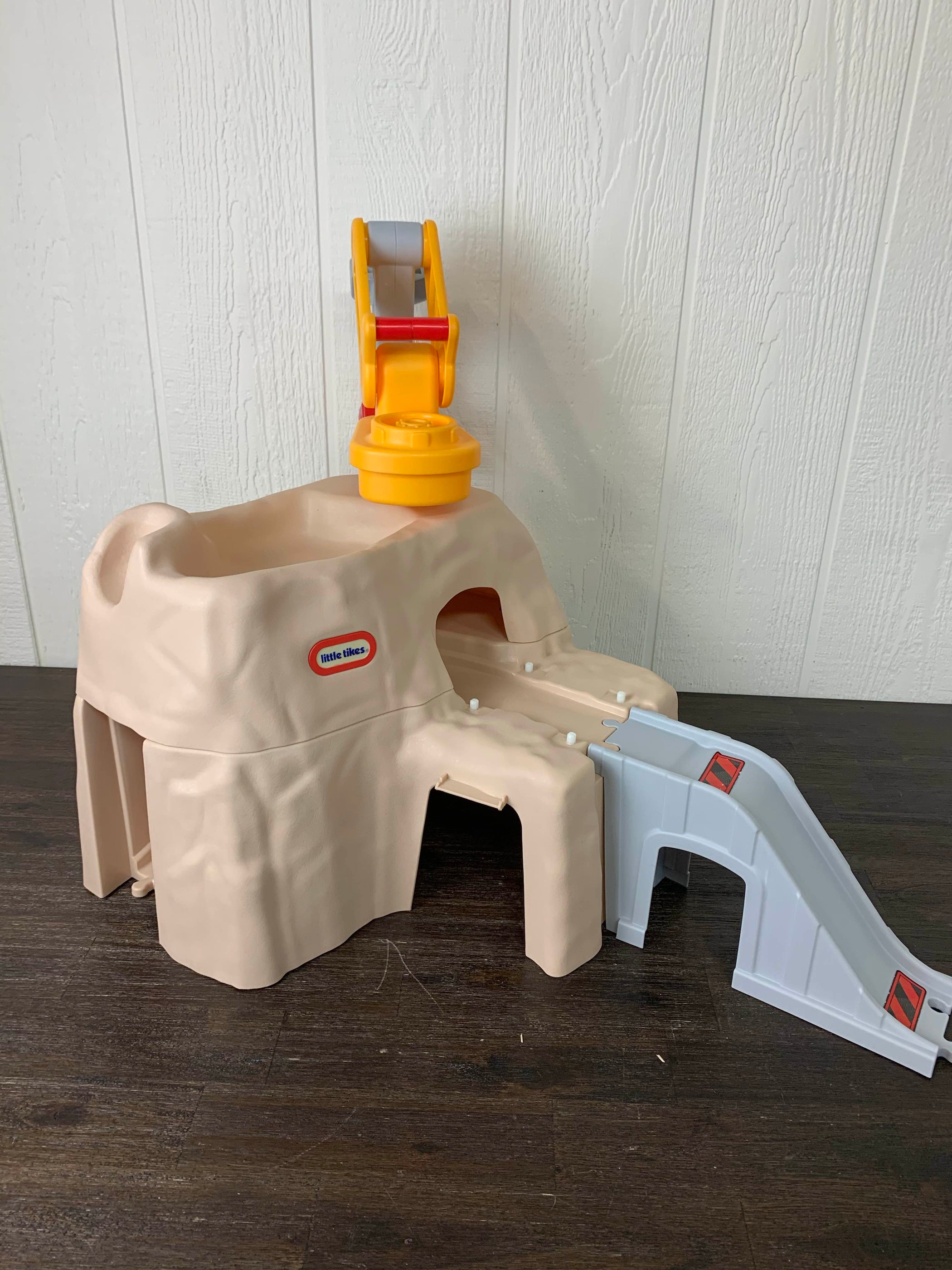 Little Tikes Big Adventures Construction Peak Rail And Road Play Set ...
