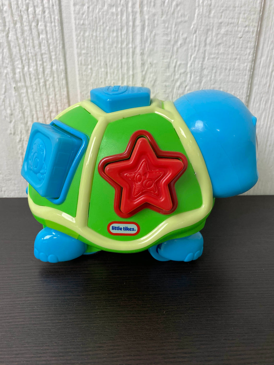 Little Tikes Lil' Ocean Explorers Crawl 'N Pop Turtle — GoodBuy Gear