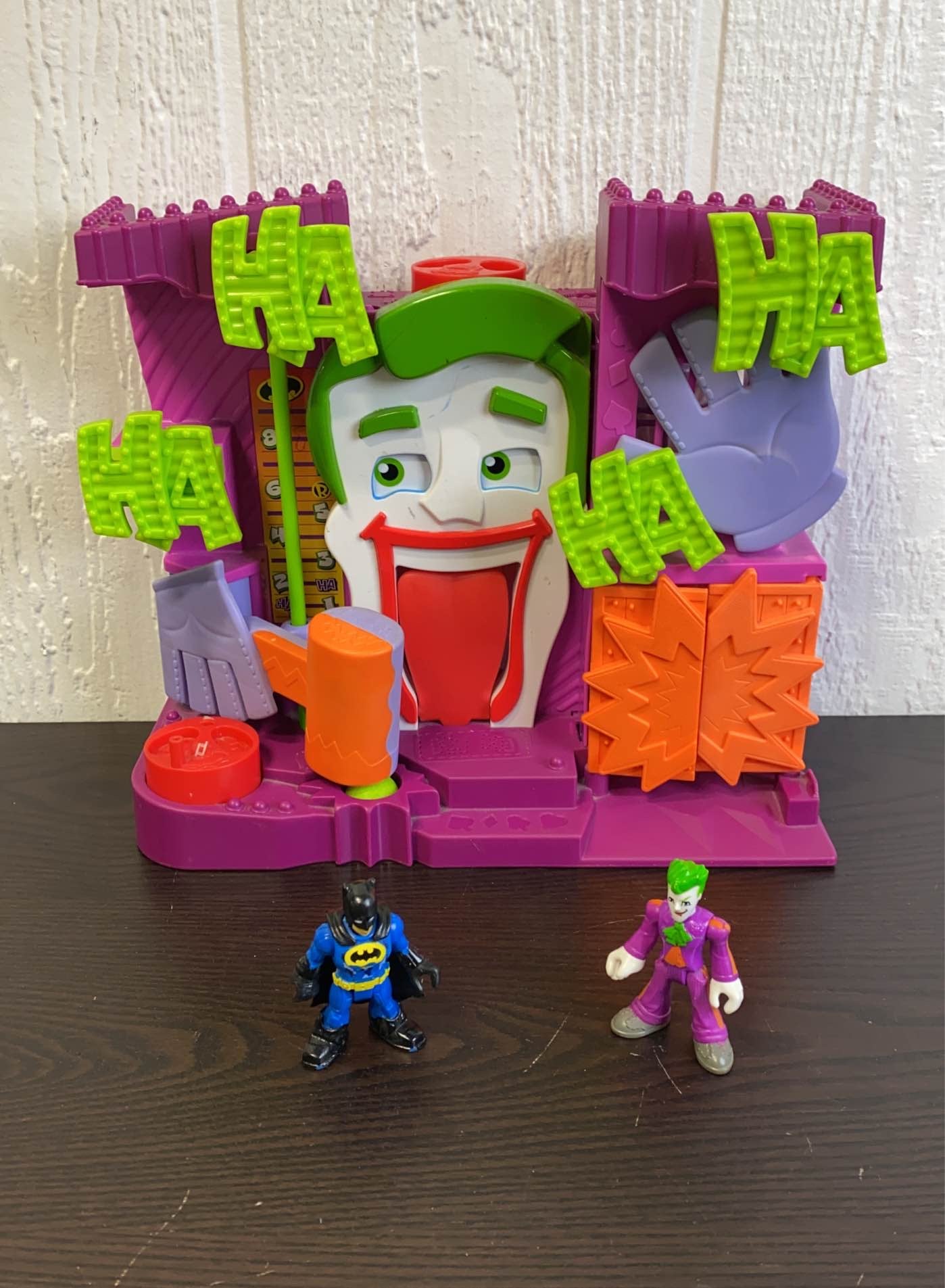 Fisher Price Imaginext DC Super Friends The Jokers Fun House