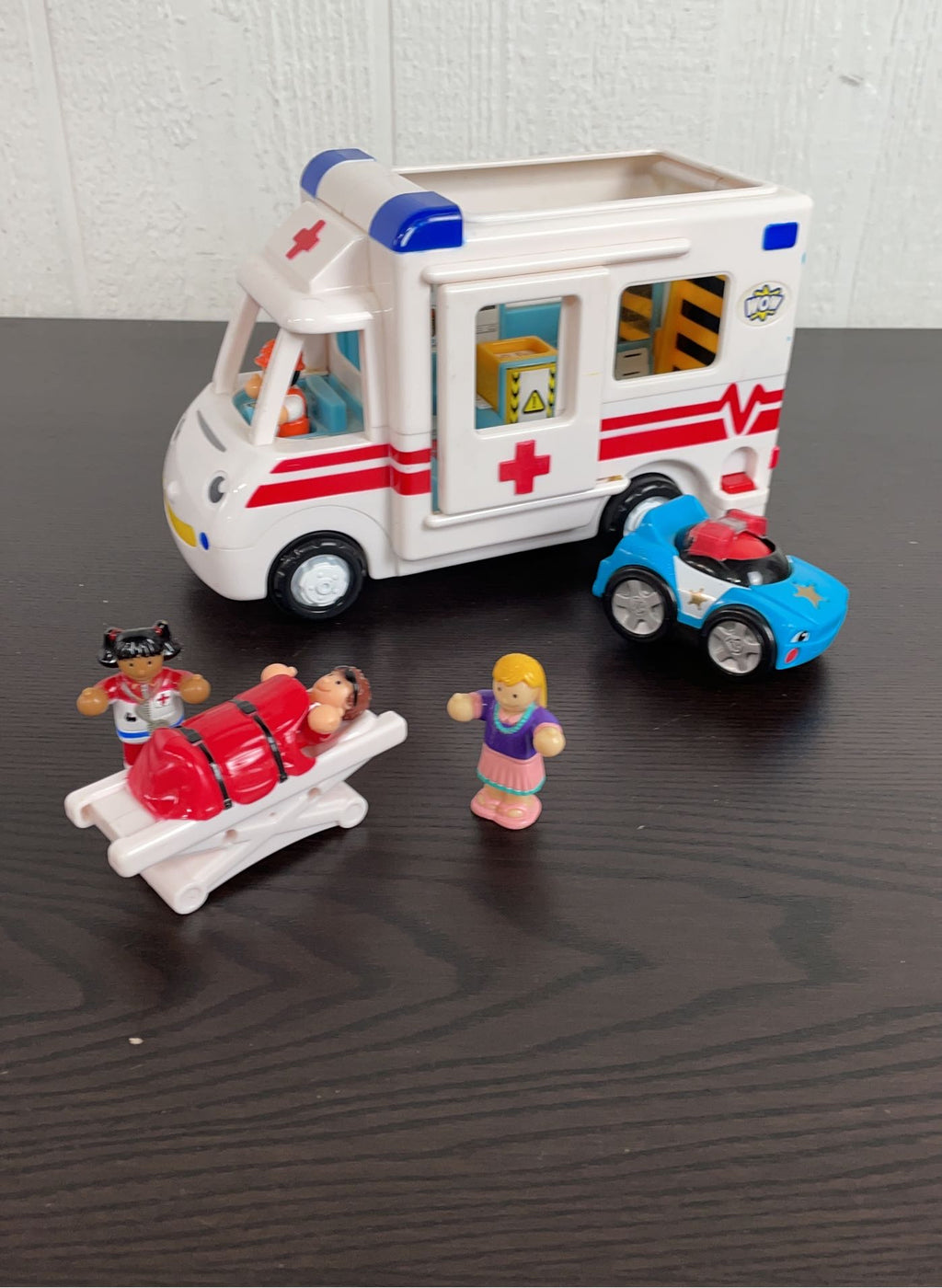 Wow Toys Robin's Medical Rescue — GoodBuy Gear