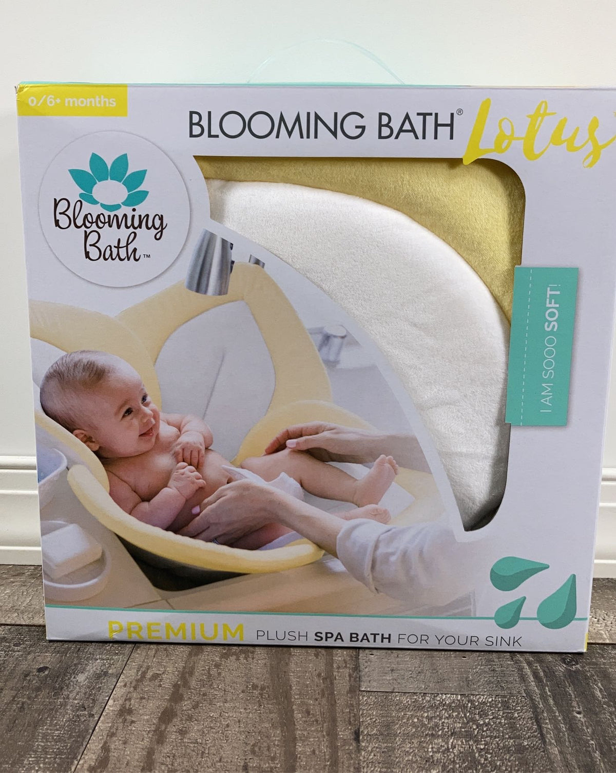 Blooming Bath Lotus Baby Bath Seat, Yellow/White/Grey — GoodBuy Gear