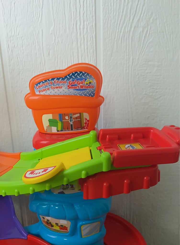 VTech Go! Go! Smart Wheels Launch And Chase Police Tower