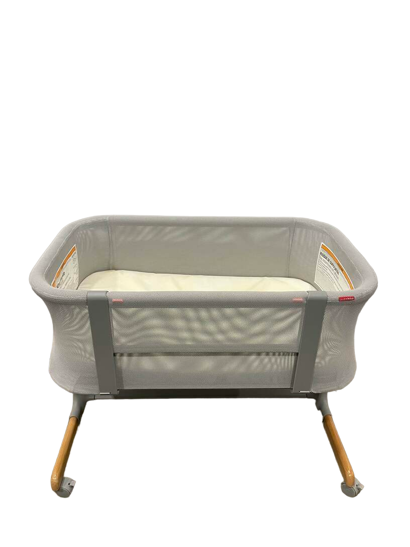 Skip Hop Cozy-Up 2-in-1 Bedside Sleeper and Bassinet — GoodBuy Gear