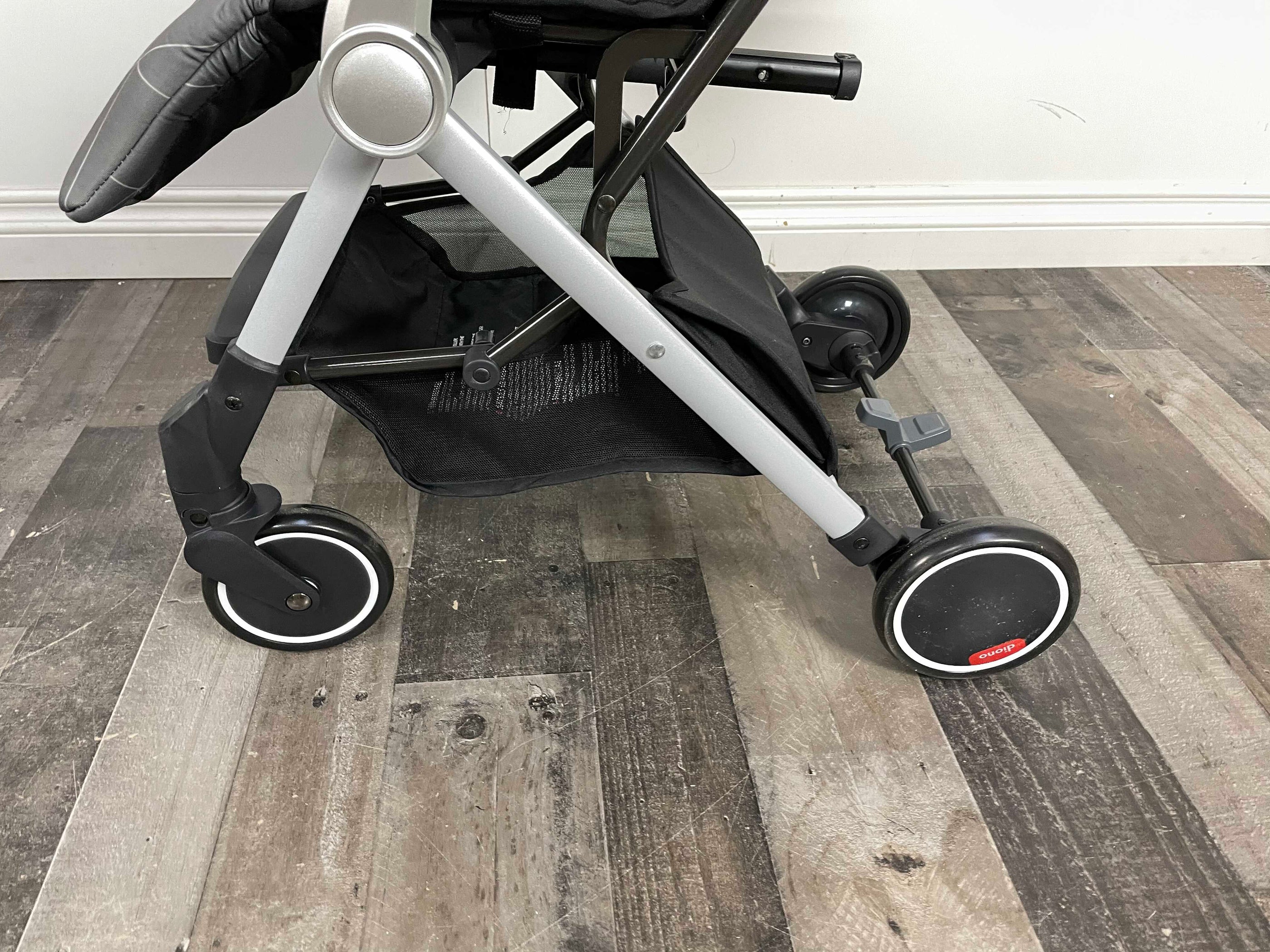 Diono Traverze Travel Stroller, 2018, Grey Linear — GoodBuy Gear