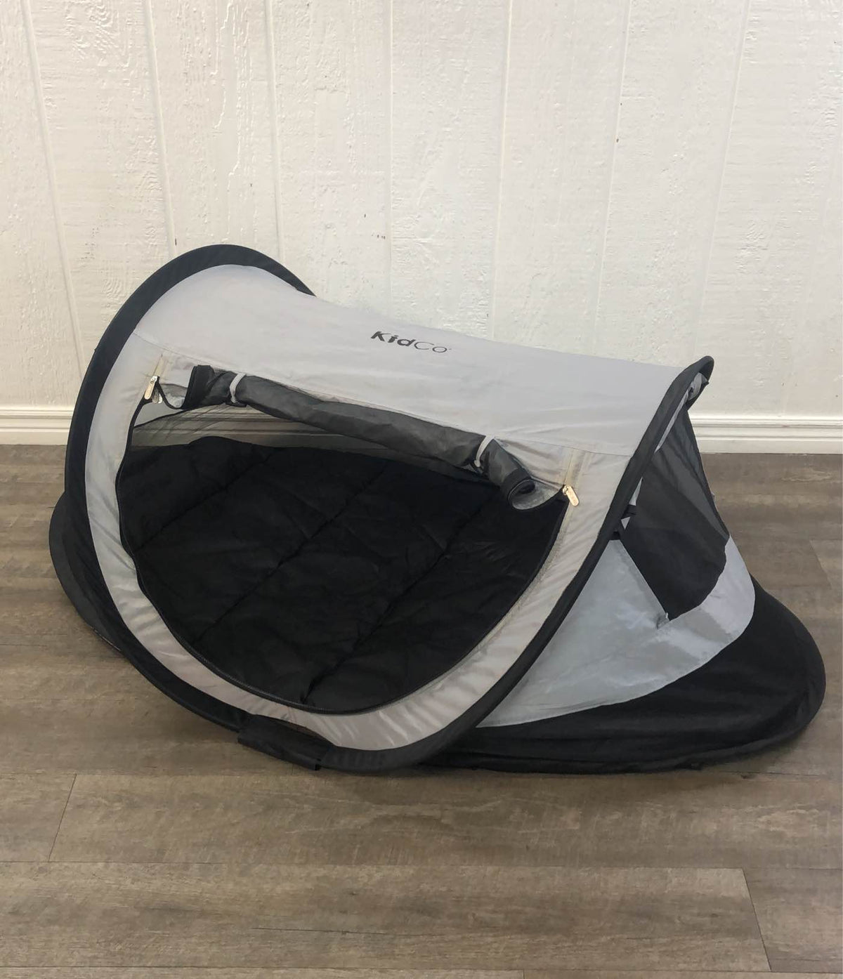 KidCo PeaPod Plus Portable Travel Bed — GoodBuy Gear