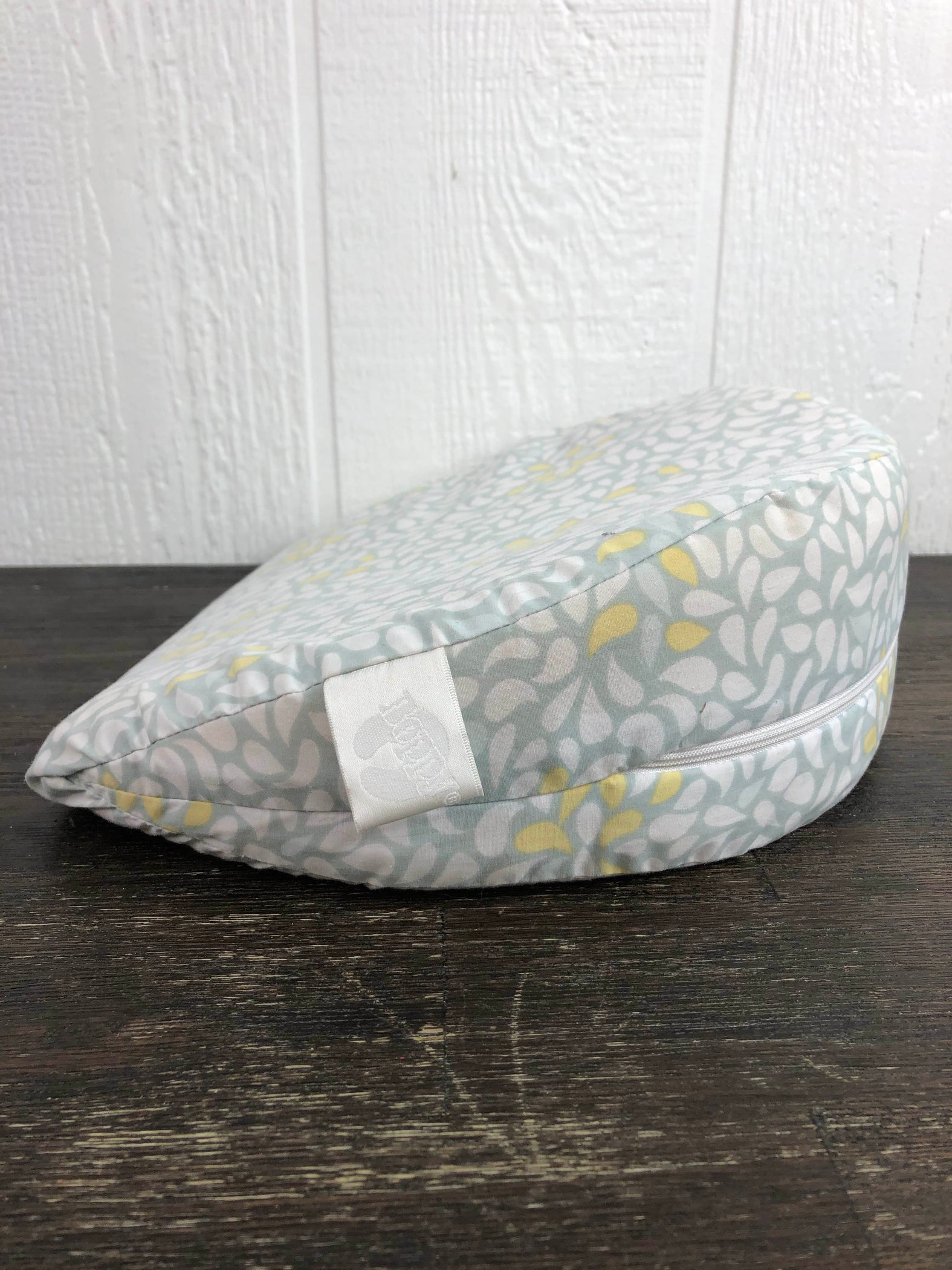 Boppy Pregnancy Wedge Pillow — GoodBuy Gear