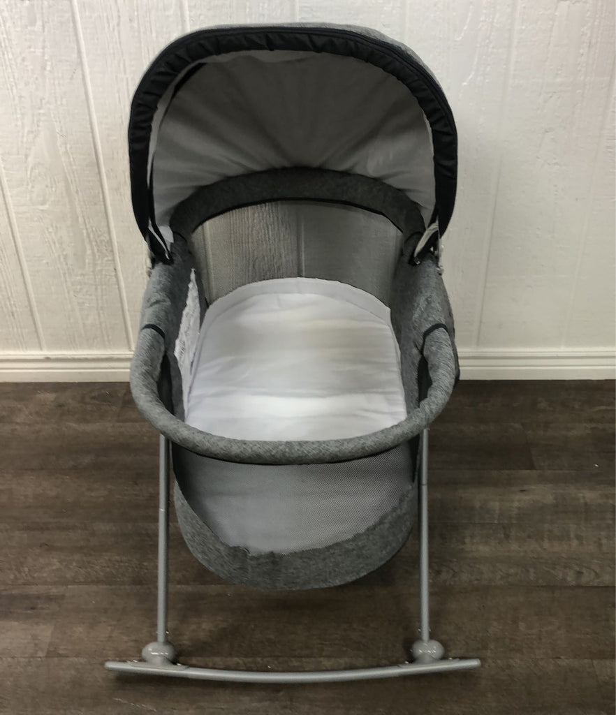 Safety 1st Nap and Go Rocking Bassinet