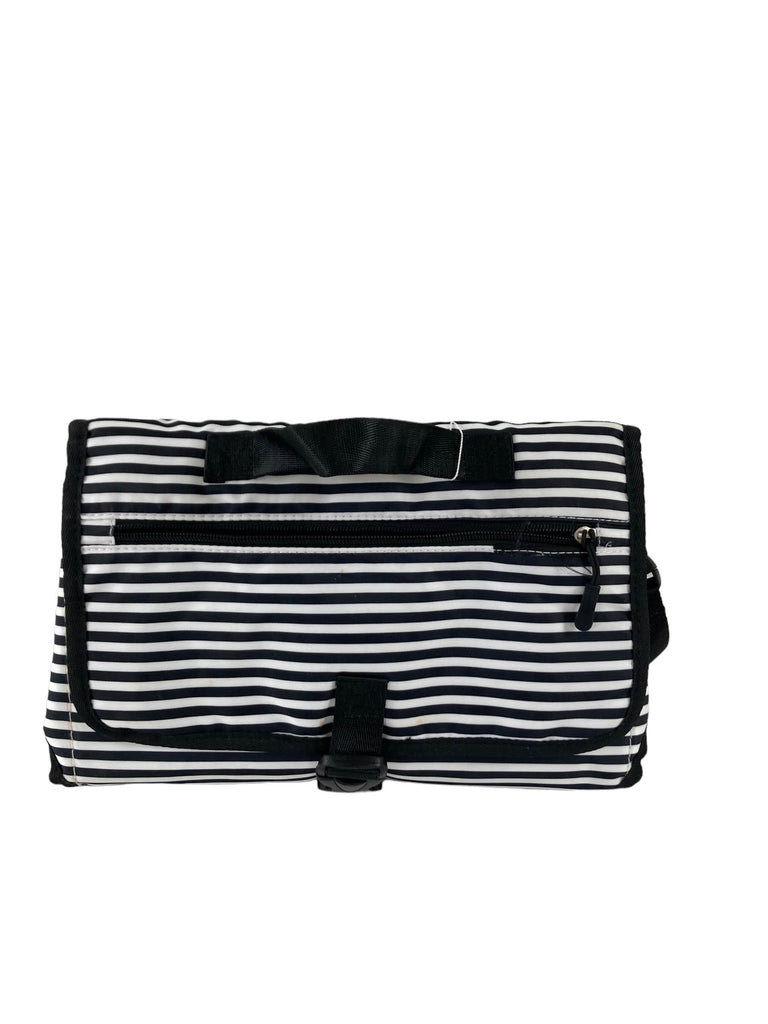Skip Hop Pronto Changing Station, Black & White Stripes